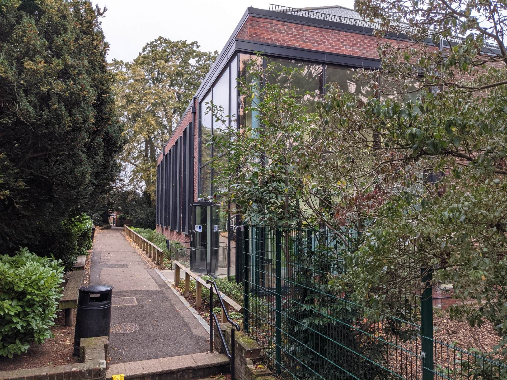 Leighton Middle School - Audio Guide